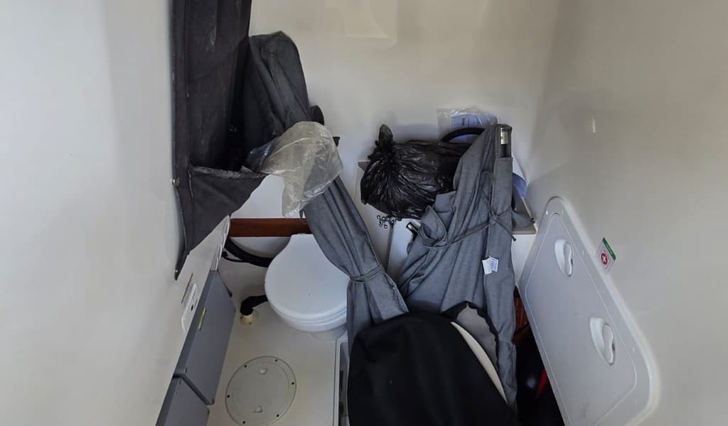 Victory Yachts Victory 300 - Center Console com 225 HP 9.1 pés | Bombarco