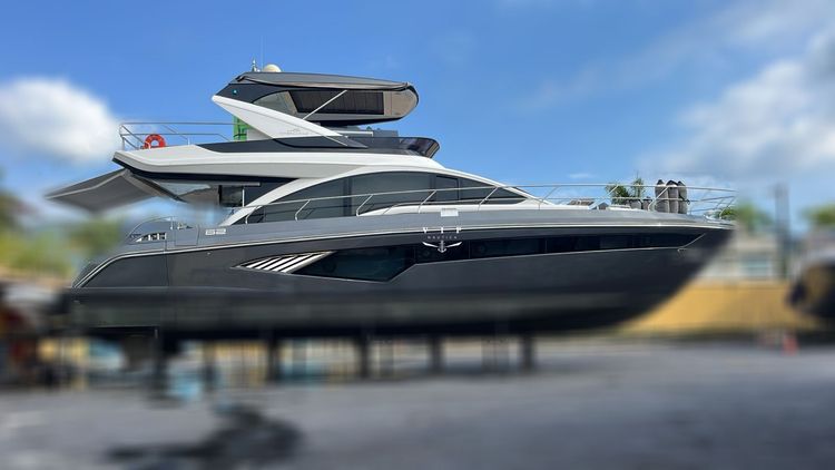 Intermarine 62 - Flybridge com 900 HP 19.05 pés | Bombarco