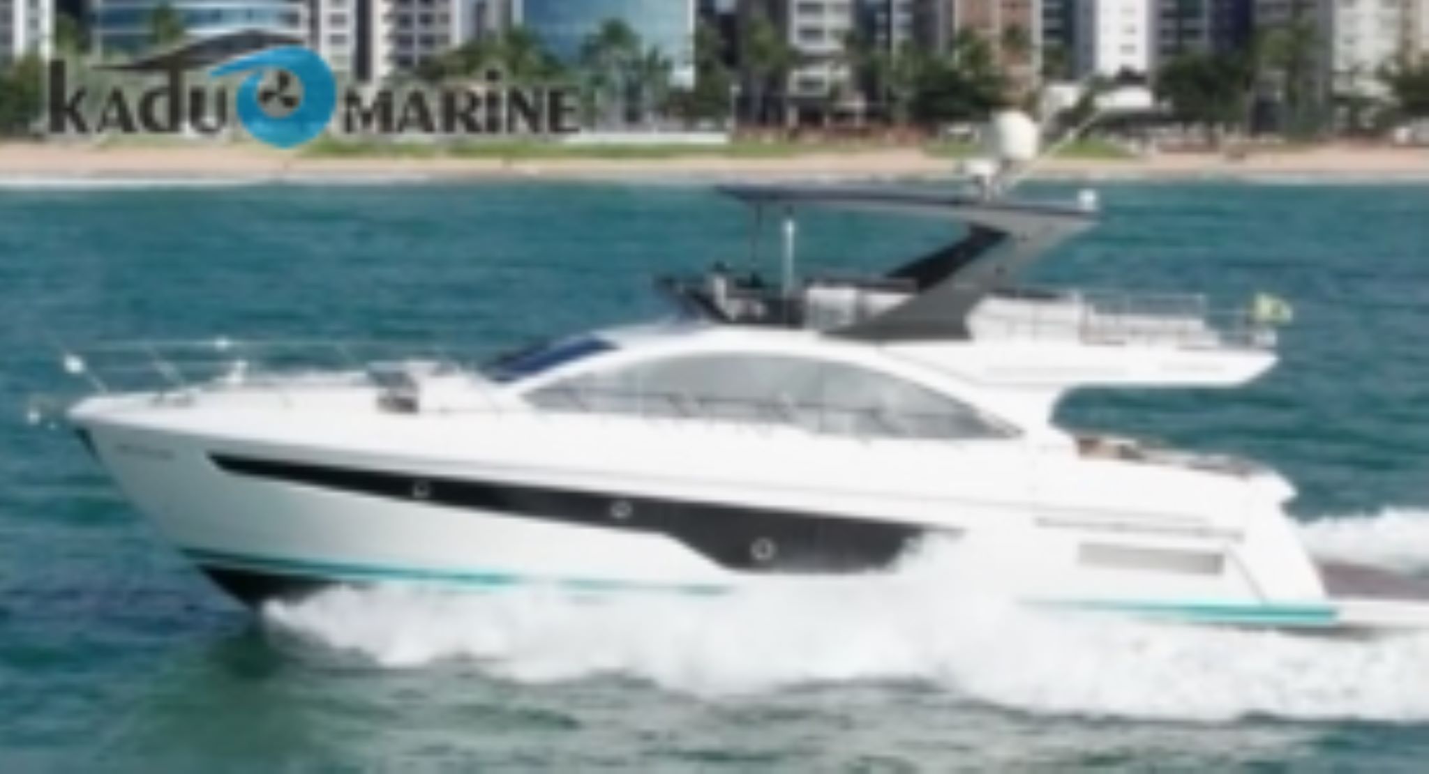 Schaefer Yachts Schaefer 660 - Flybridge com 900 HP 20.12 pés | Bombarco
