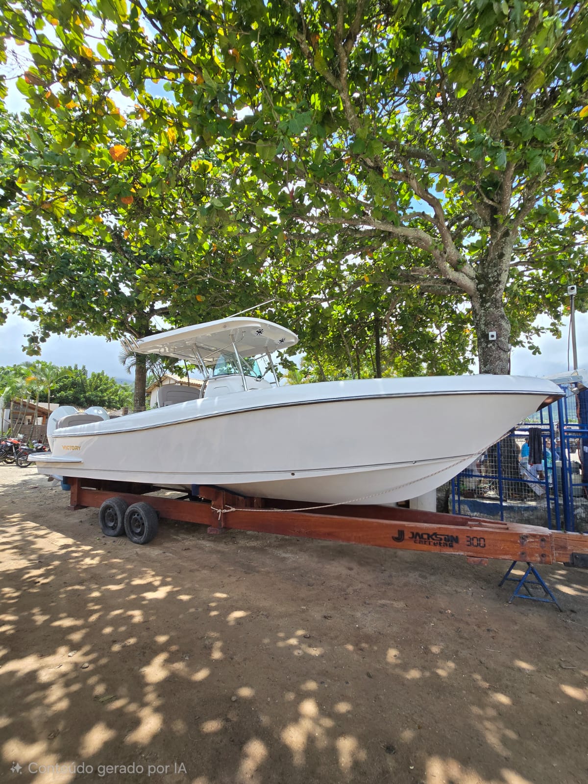 Victory Yachts Victory 300 - Center Console com 225 HP 9.1 pés | Bombarco