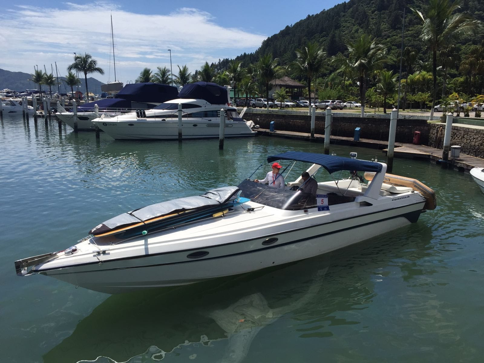 Intermarine Cigarette 36 - Outros com 200 HP 10.97 pés | Bombarco