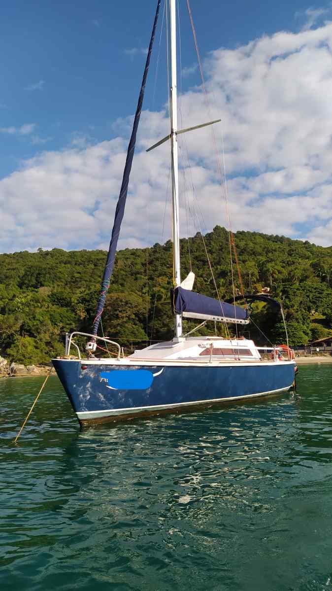 Sloop 26' Albat - Cruzeiro com 8 HP 26 pés | Bombarco