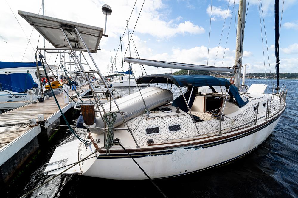 QUALITY MARINE TRINIDAD 37 - Cruzeiro com 54 HP 37 pés | Bombarco